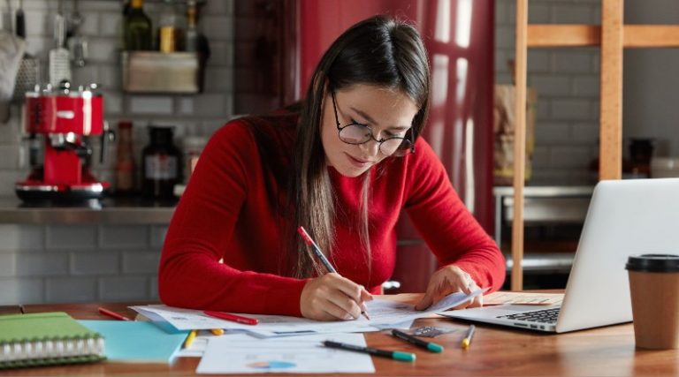 8 tips para sacar máximo provecho a estudiar en casa - El Cosmonauta